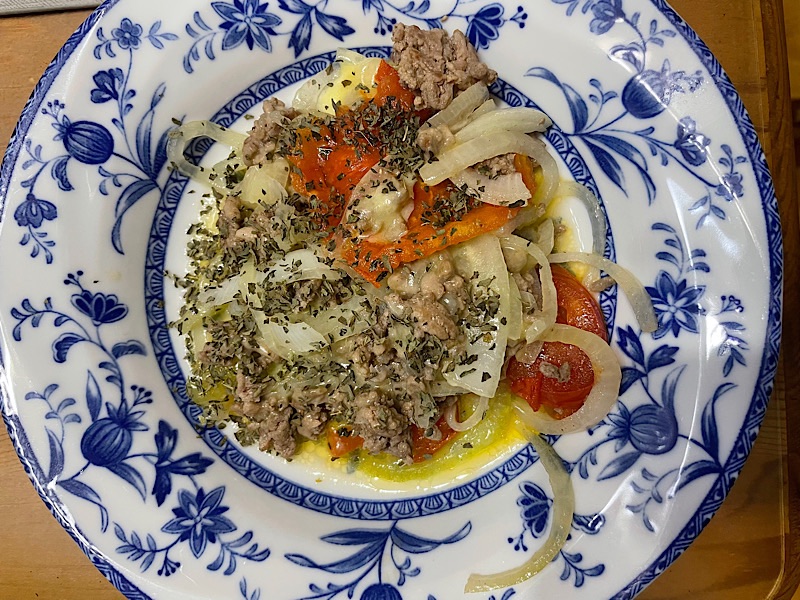 Meat & Tomato Yaki – Tamagawa Salad